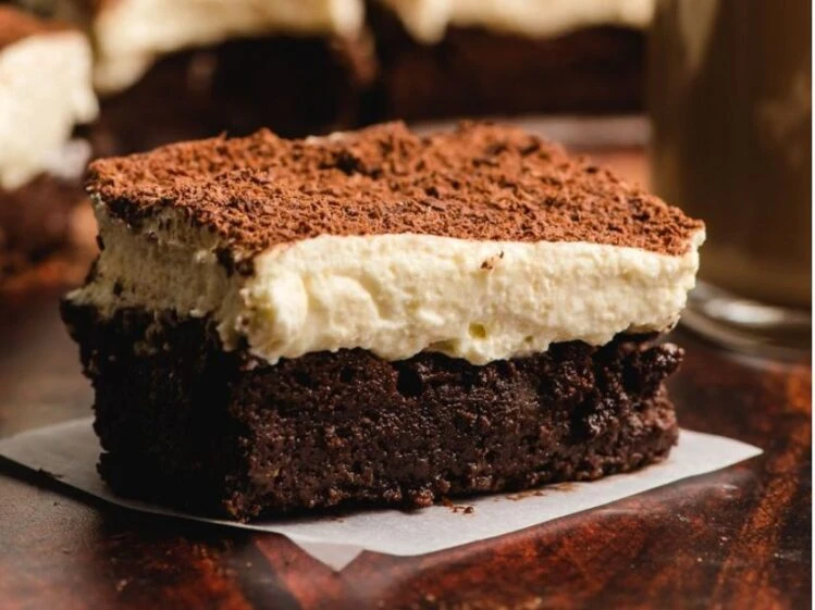 Browmisu, la delicia que fusiona el tiramisú y el brownie - Mundo ClubHouse